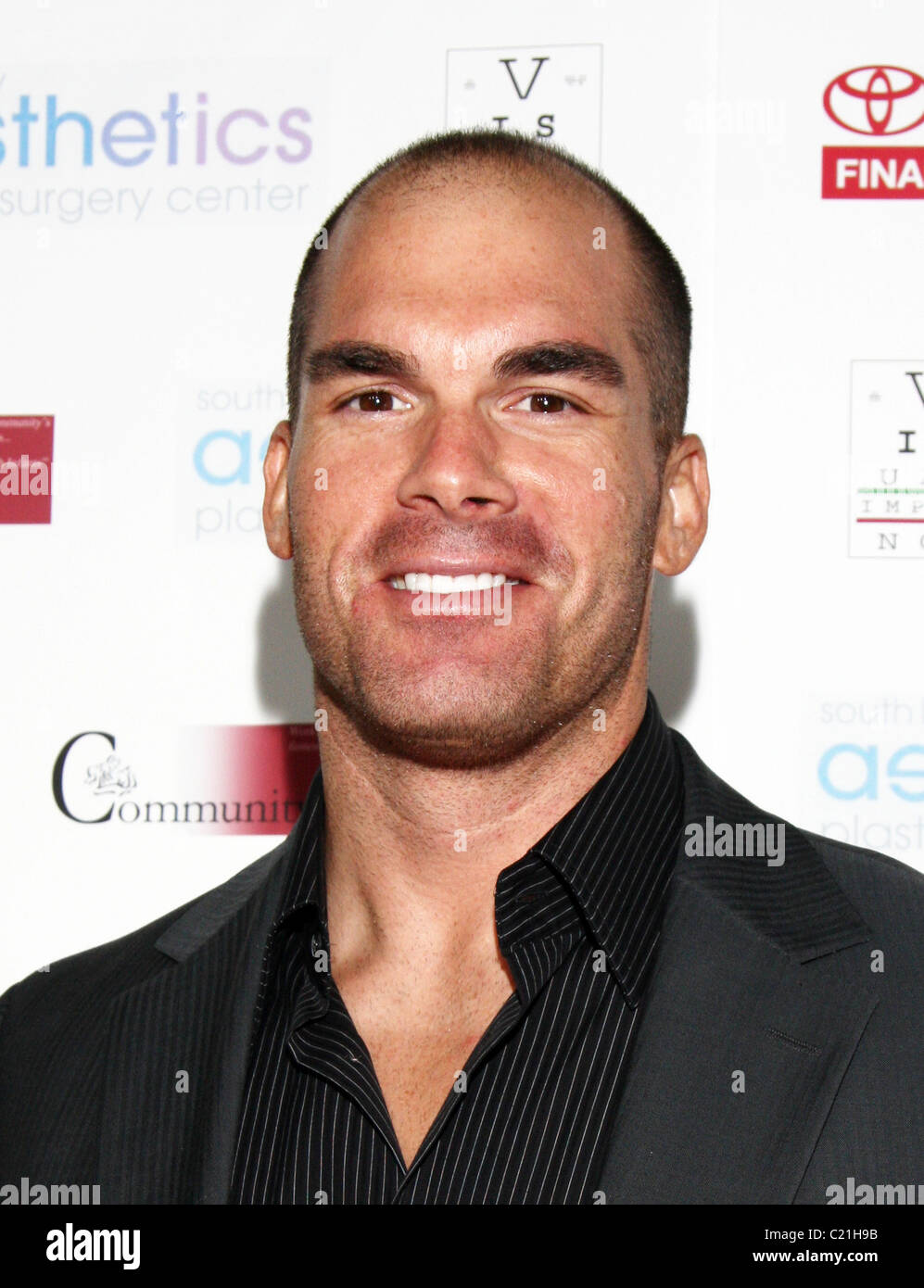 Brandon Molale Project SHIFT Fundraiser to benefit Visual Impact Now ...