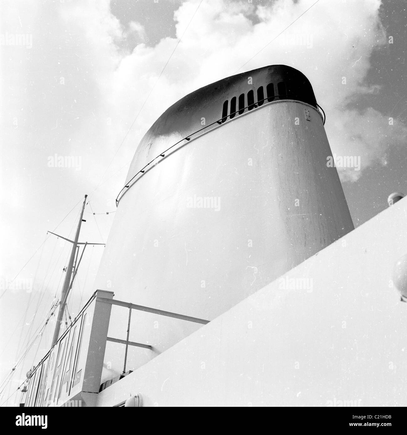 Cruise ship funnel hi-res stock photography and images - Alamy