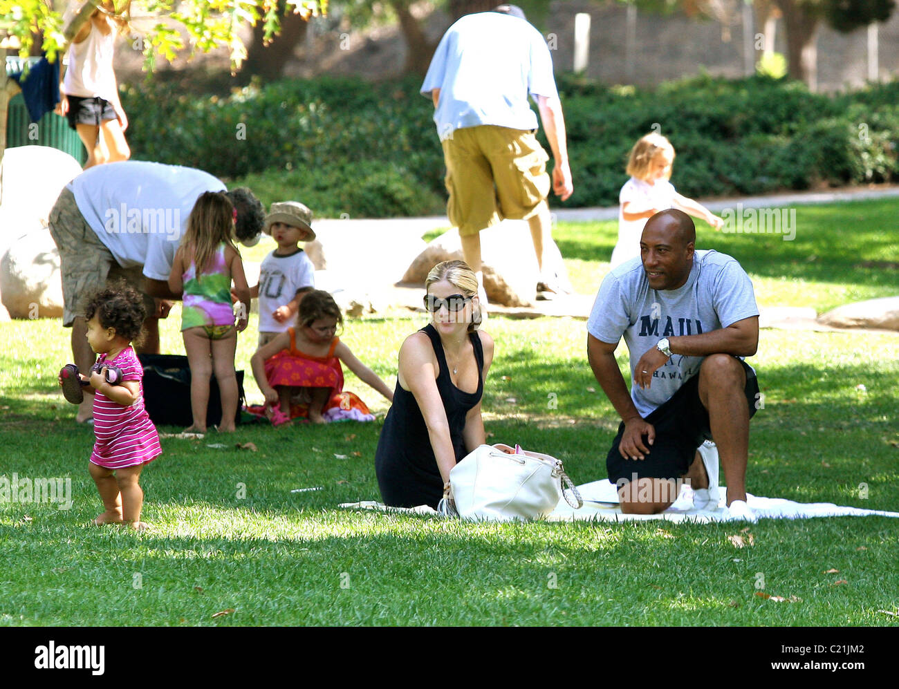Byron Allen Wife Jennifer Lucas High Resolution Stock Photography and ...