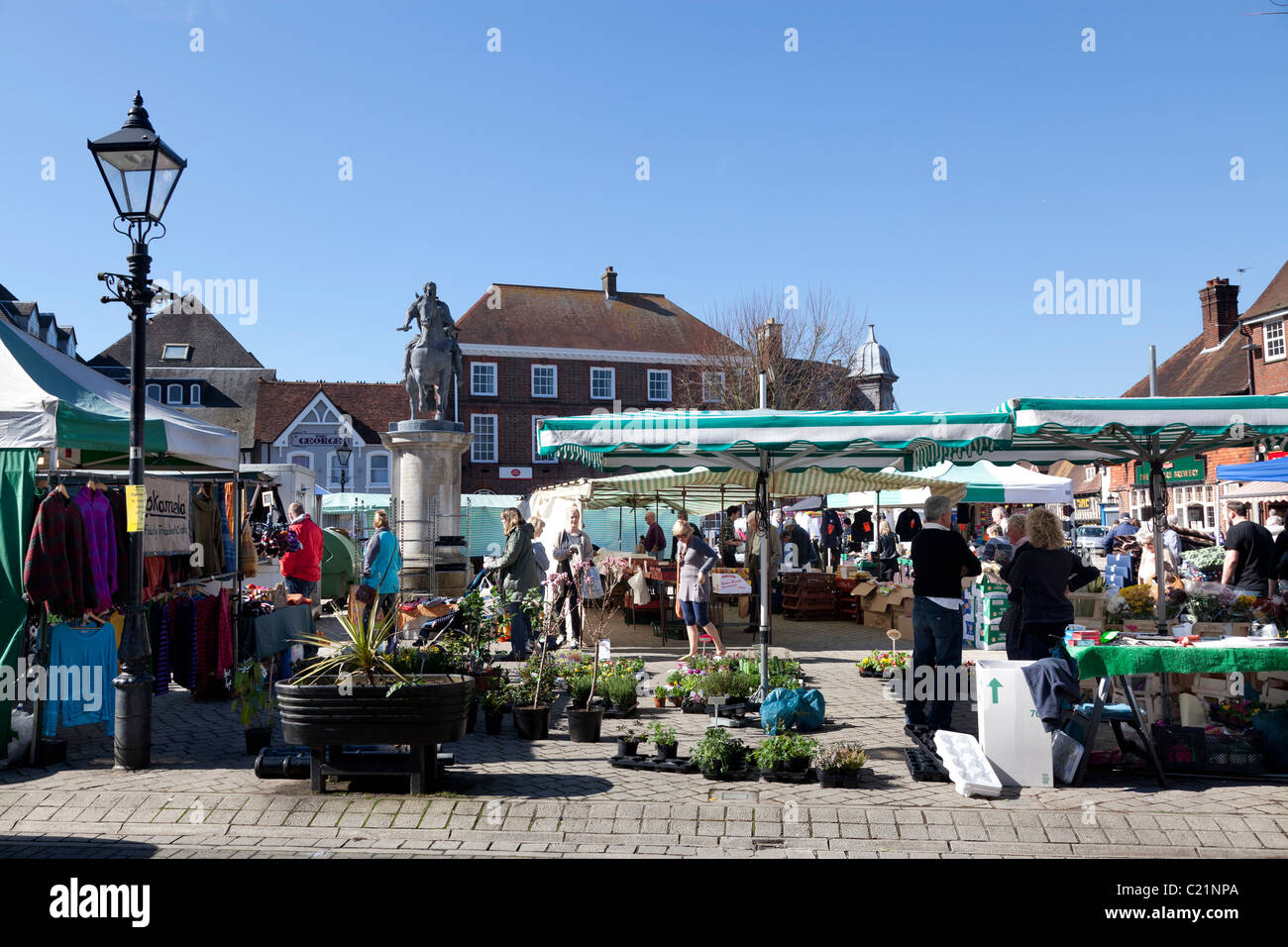 market stalls in town square Stock Photo - Alamy