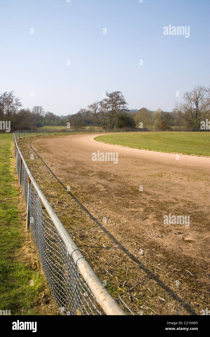 English running track hi-res stock photography and images - Alamy