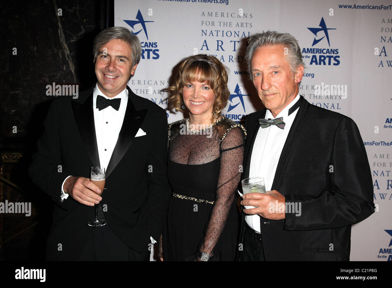 Ed Ruscha (r) and guests attending the 'American for the Arts' awards ...
