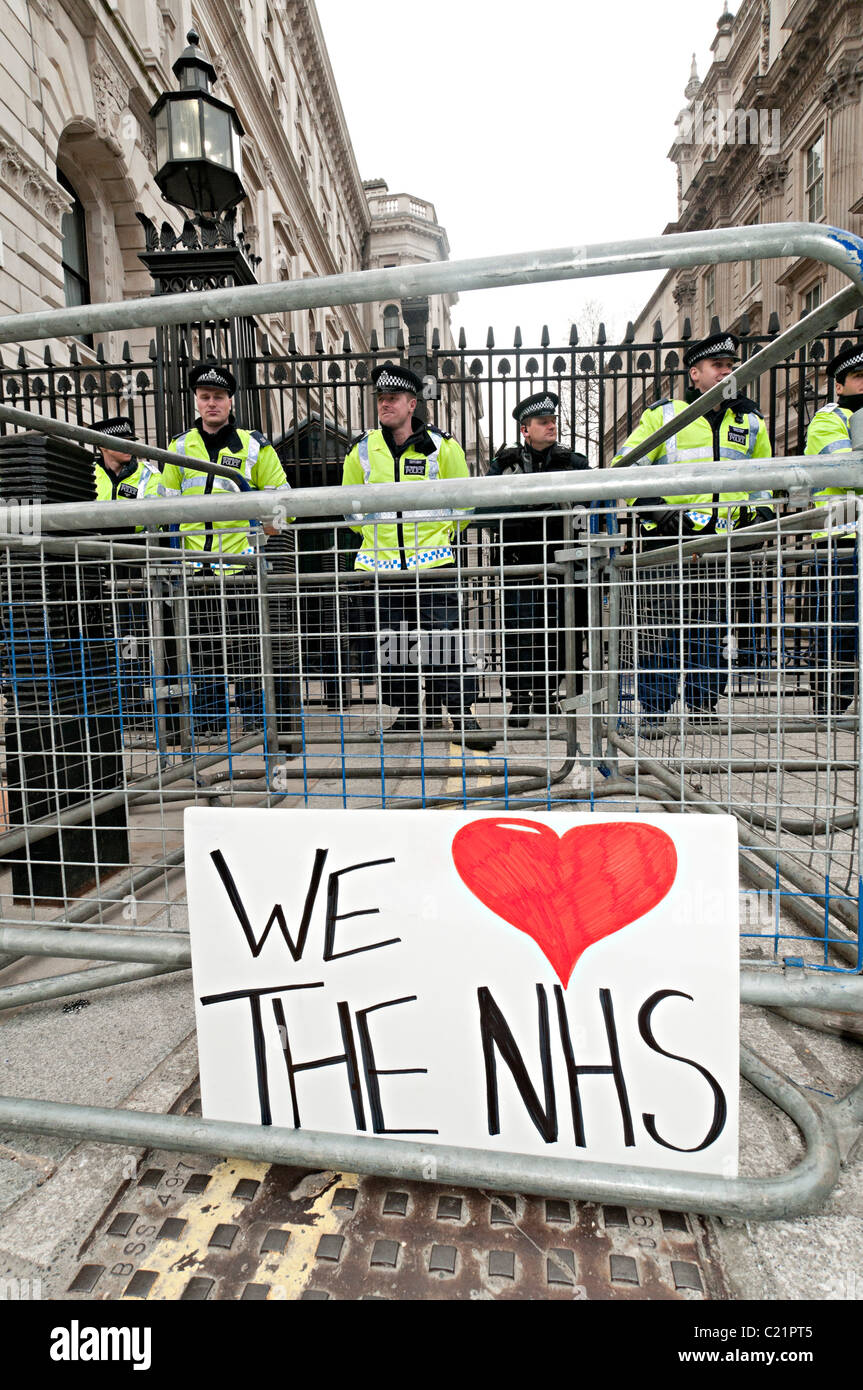 Nhs solidarity march hi-res stock photography and images - Alamy