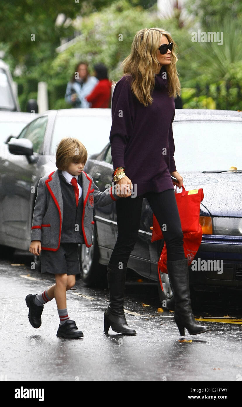 Aurelius Busson 120 Elle Macpherson And Arpad Busson In Rome For The