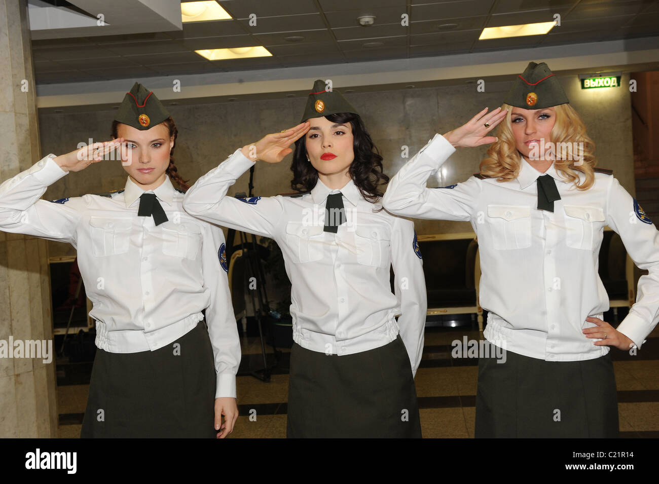 Alexandra Savelieva, Irina Toneva, Sati Kazanova of Russian girl group ...