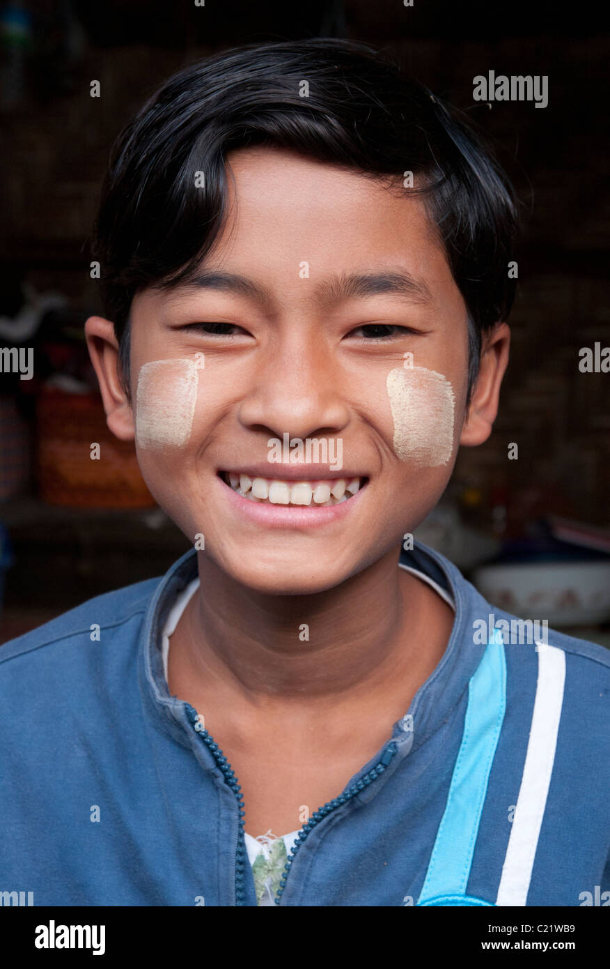 Burma child hi-res stock photography and images - Alamy