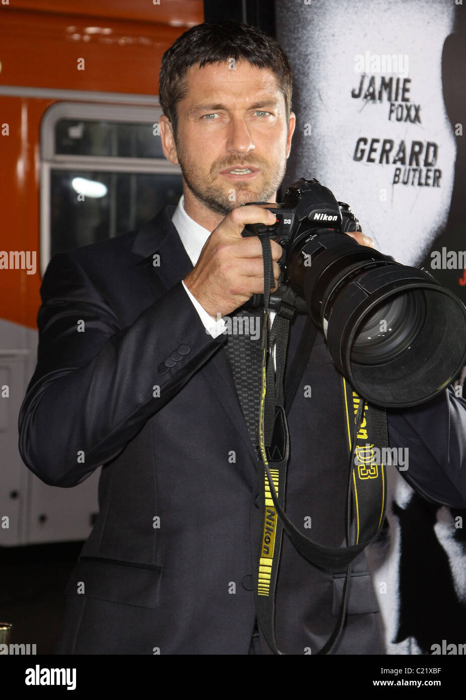 Gerard Butler Premiere screening of 'Law Abiding Citizen' held at The ...