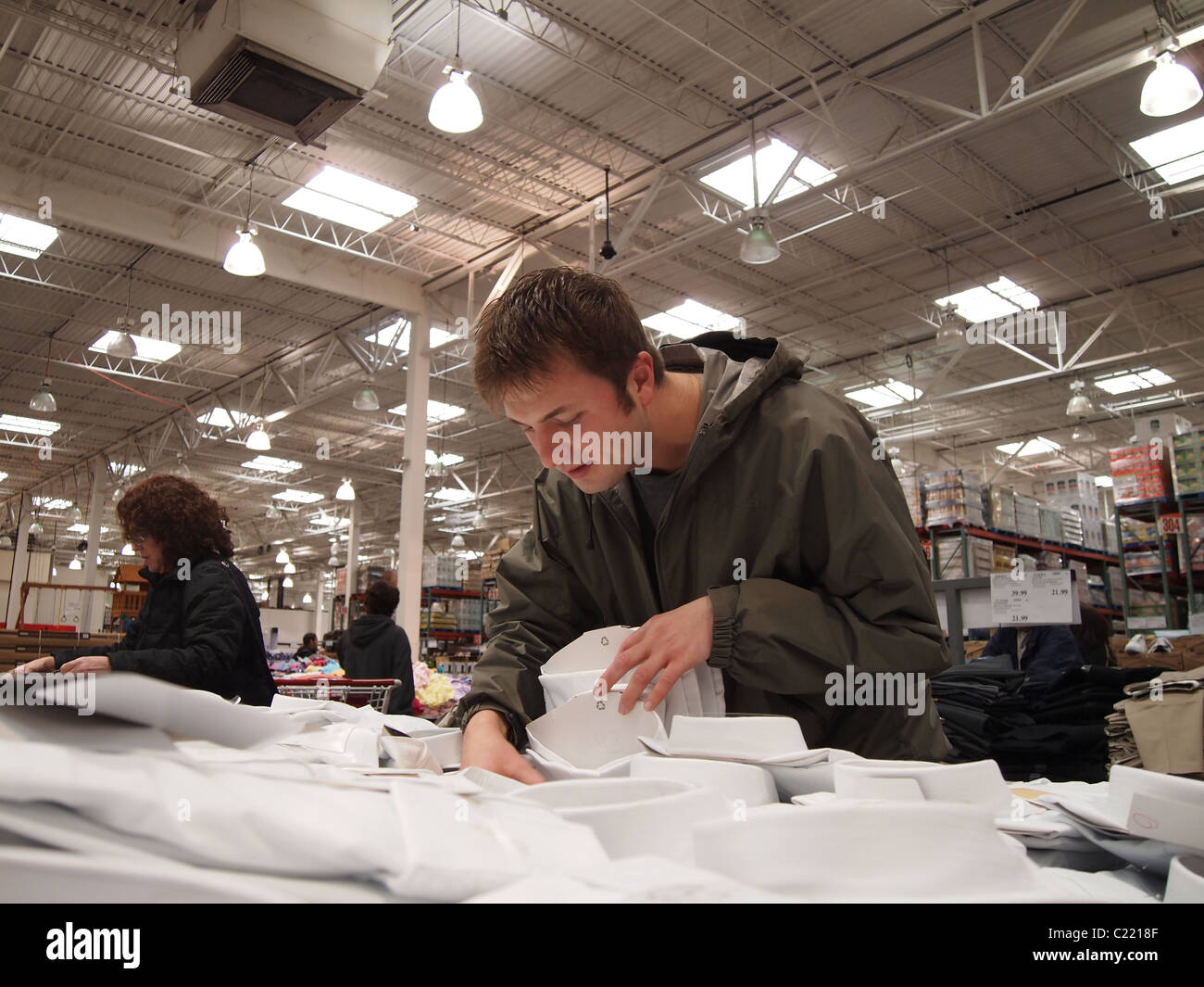 Costco clothes hi-res stock photography and images - Alamy