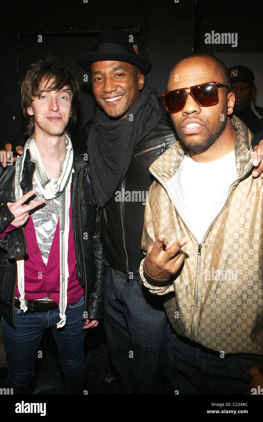 Colin Munroe, Q-tip, and Consequence at the Hennessy Artistry 2009 ...