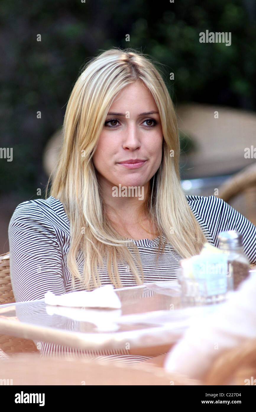 Kristin Cavaleri filming on the set of 'The Hills' in Orso restaurant ...