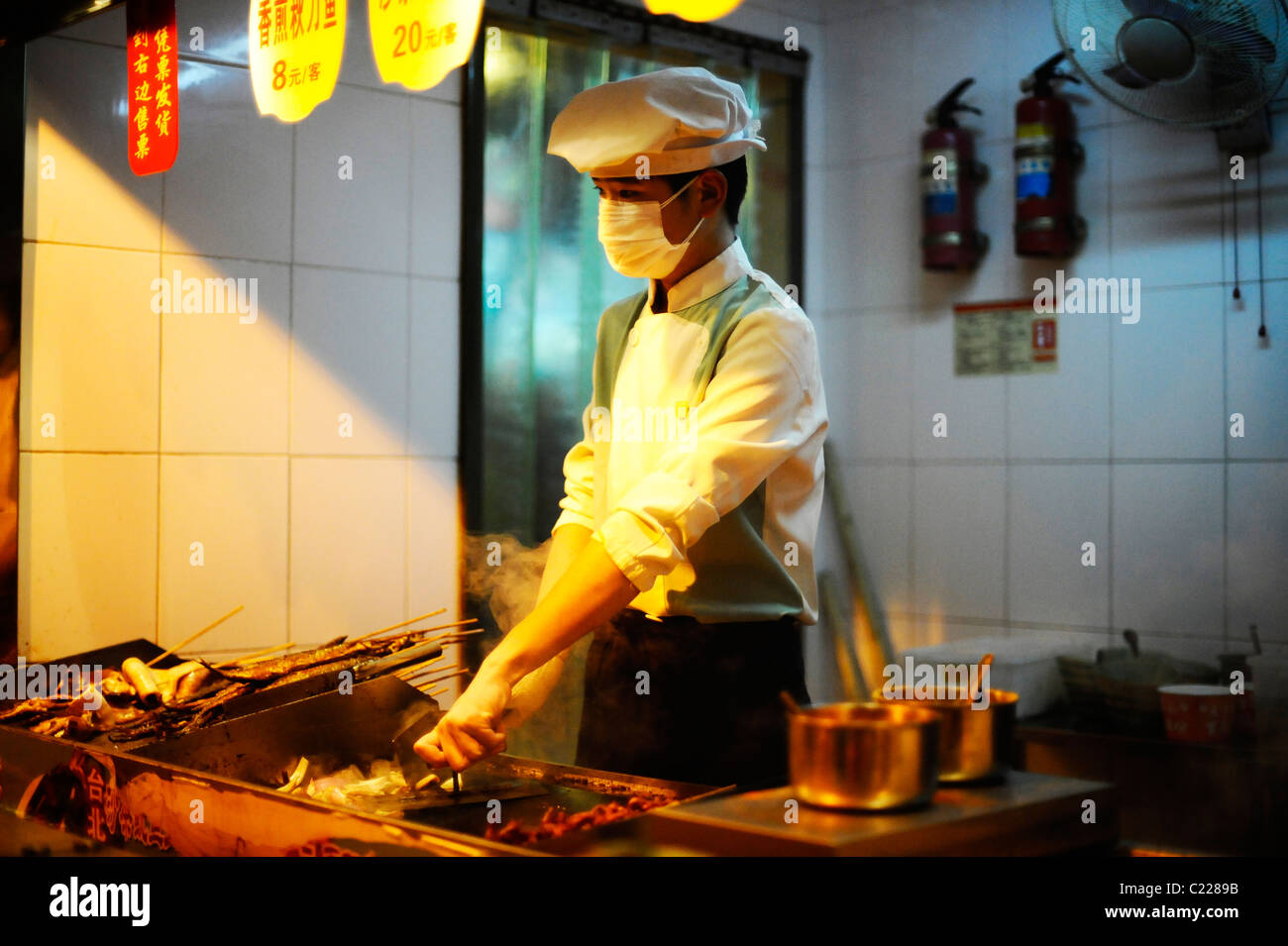 Chinese food being cooked in Shanghai Stock Photo - Alamy