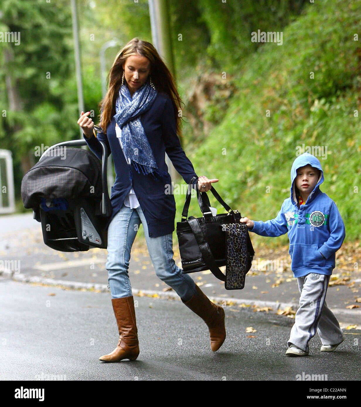 Peter Andre's friend arriving at his house Hove, England - 03.10.09 ...