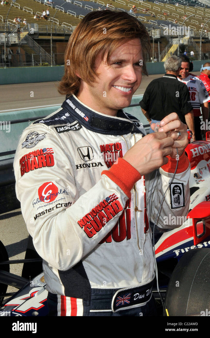Dan Wheldon IRL IndyCar Series Firestone Indy 300 - Practice Homestead ...