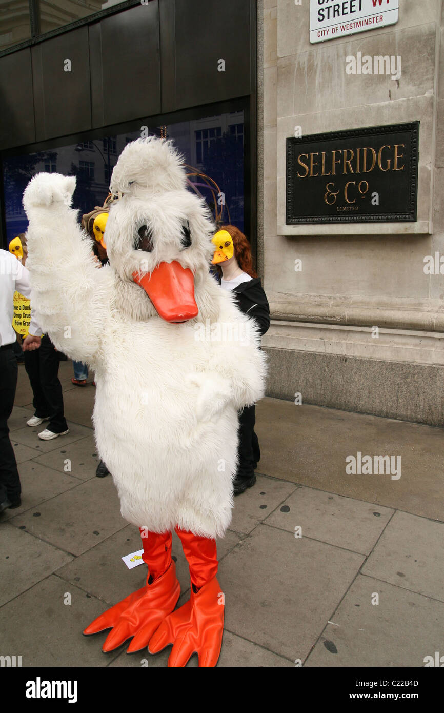 Selfridges Protest High Resolution Stock Photography and Images - Alamy
