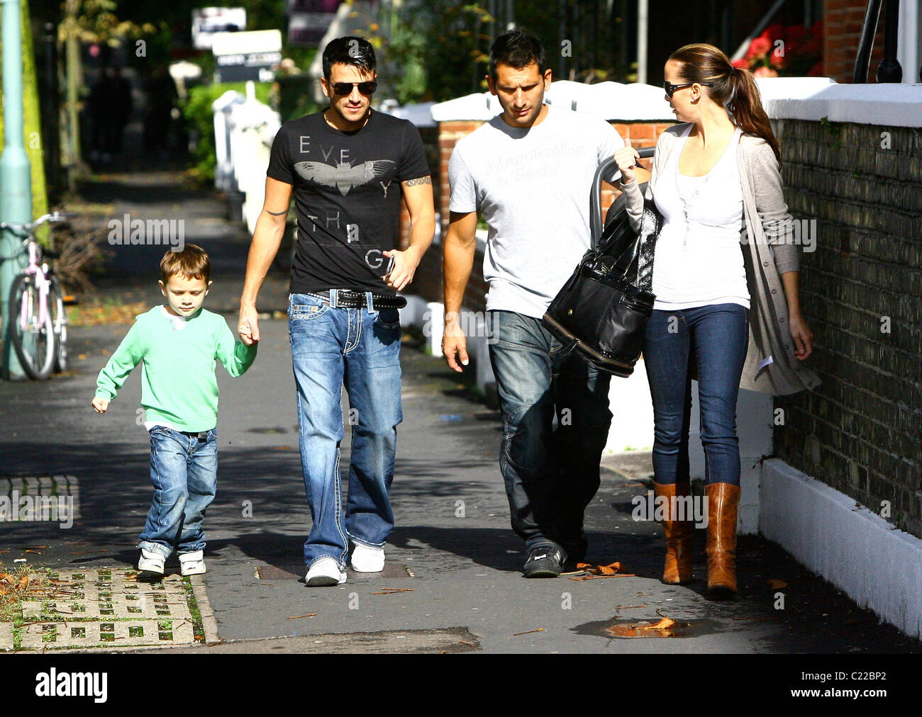 Peter Andre on his way to lunch at Toplinos restaurant with model ...