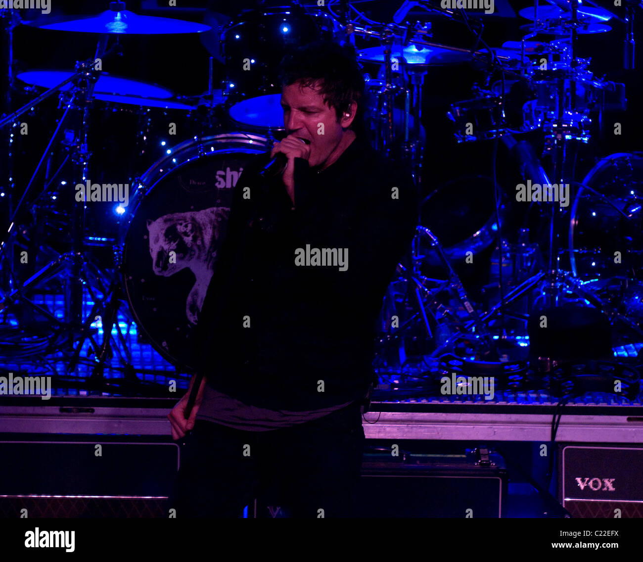Stephan Jenkins Third Eye Blind performing at Revolution Live Fort ...
