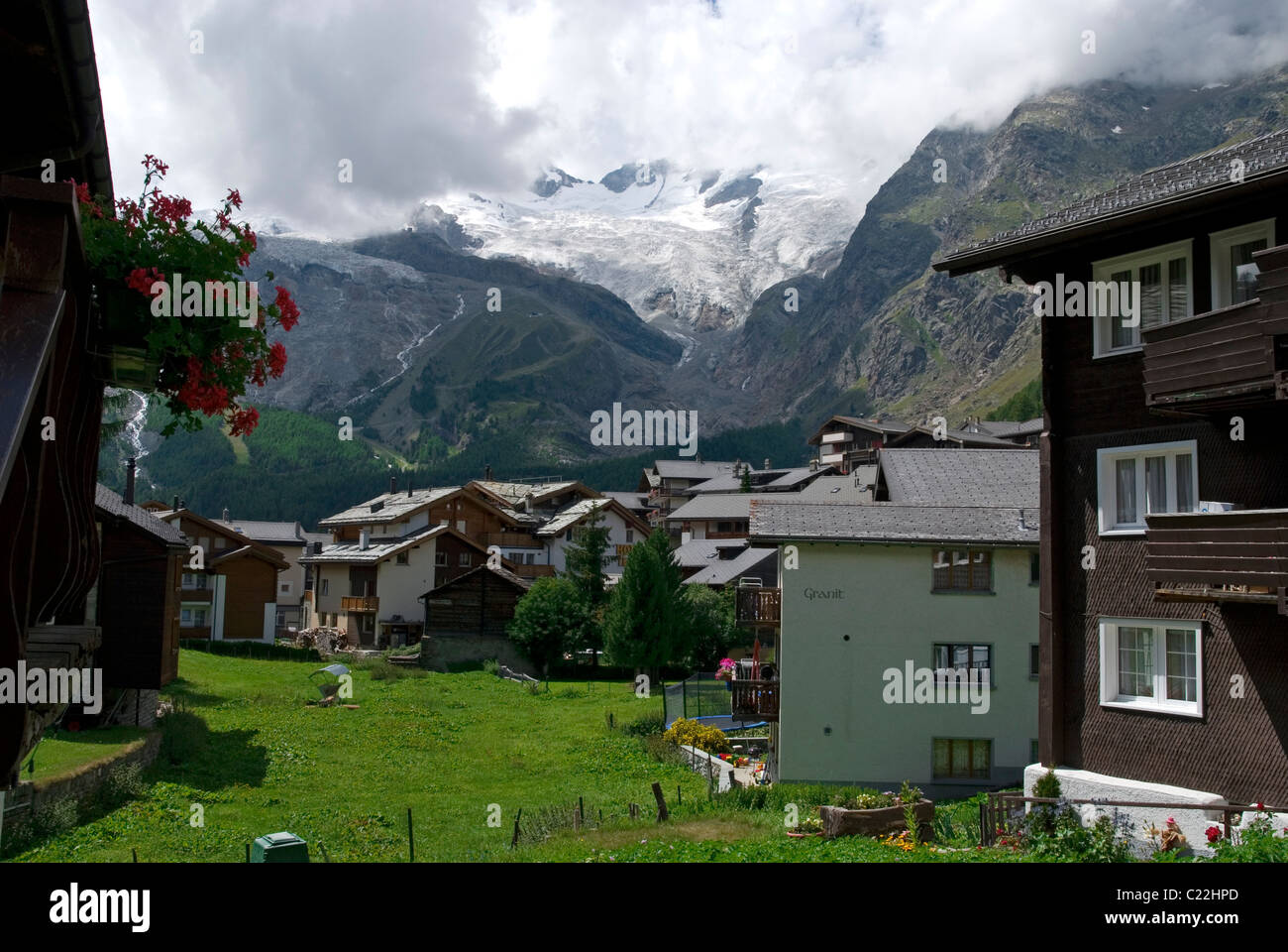 Saas Fee village urban landscape, Saastal, Valais, Switzerland, Alps ...