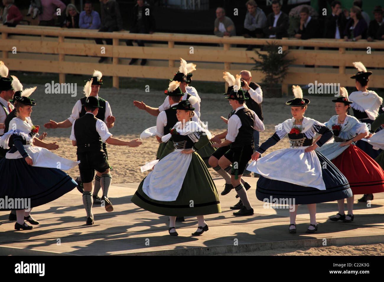 Bavaria Traditional Dance High Resolution Stock Photography and Images ...