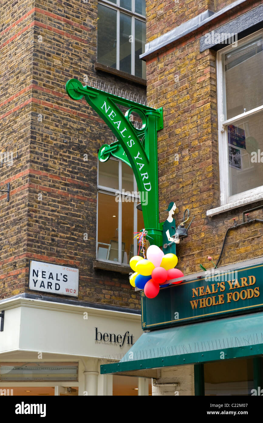 Neal's yard hi-res stock photography and images - Alamy