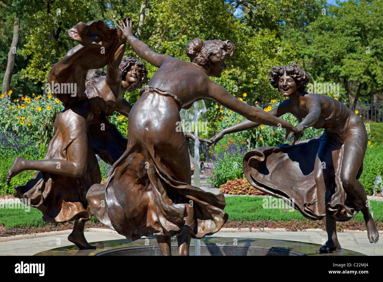 Untermeyer Fountain, Conservatory Gardens, Central Park, Manhattan, New ...