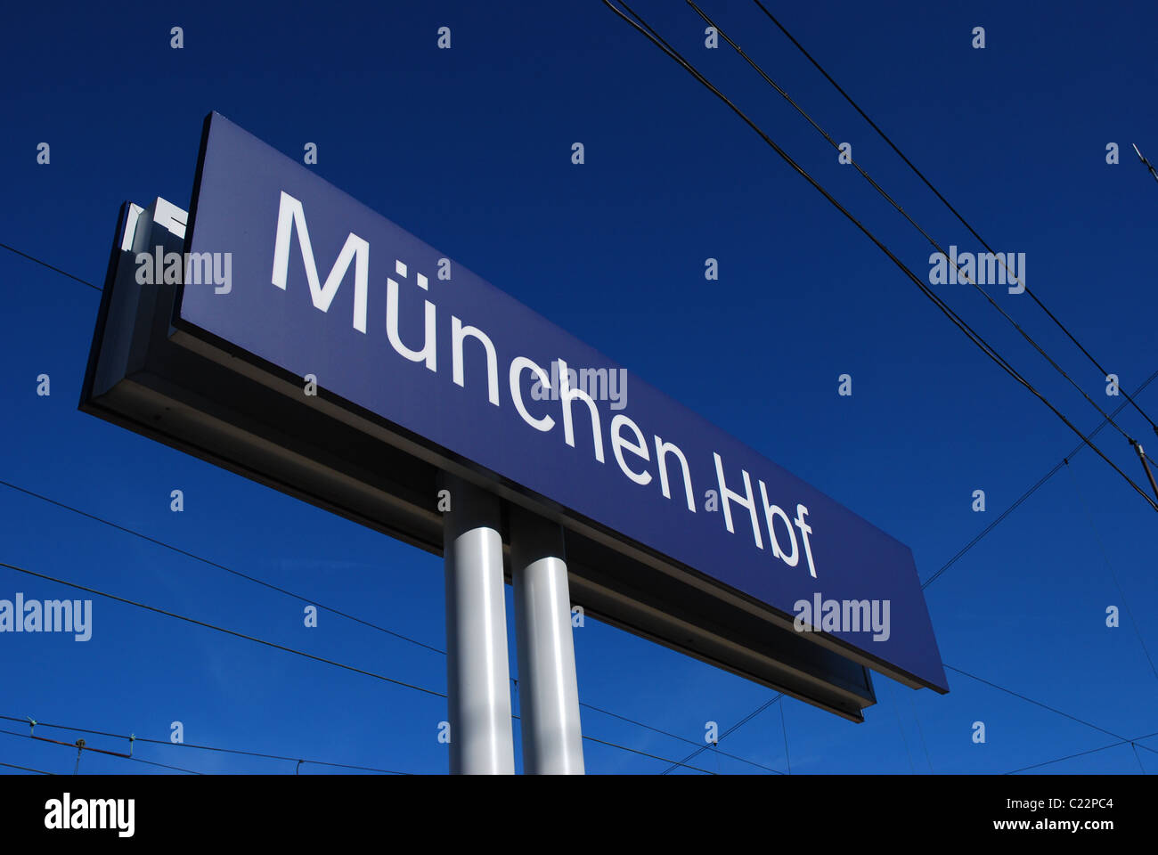 Munich central station hi-res stock photography and images - Alamy