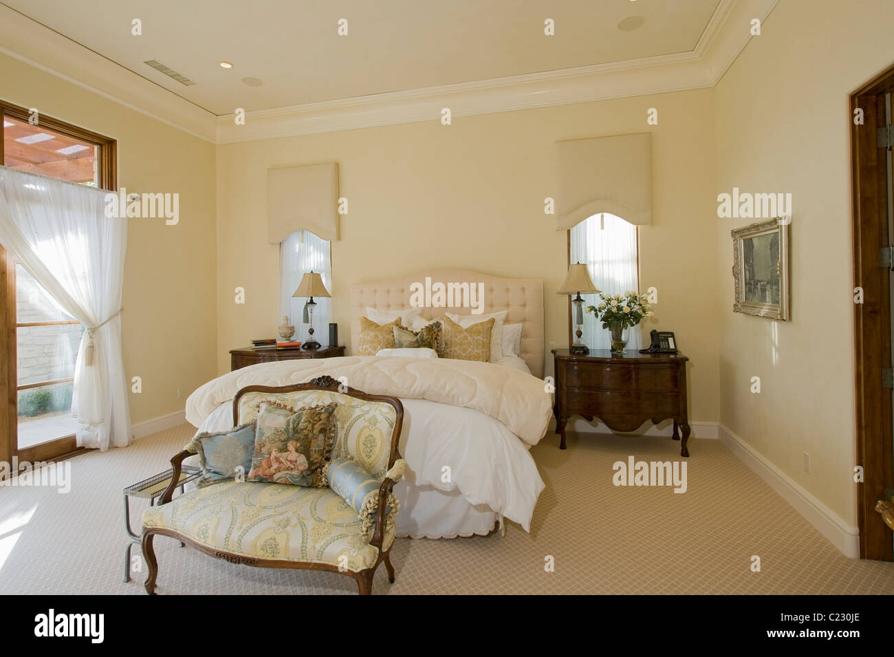 Posh home interior hi-res stock photography and images - Alamy