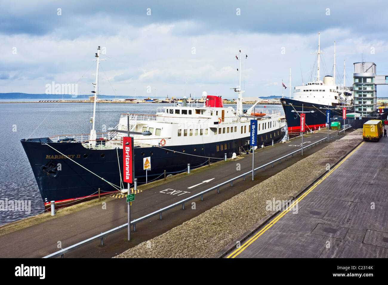 Terminal ii hi-res stock photography and images - Alamy