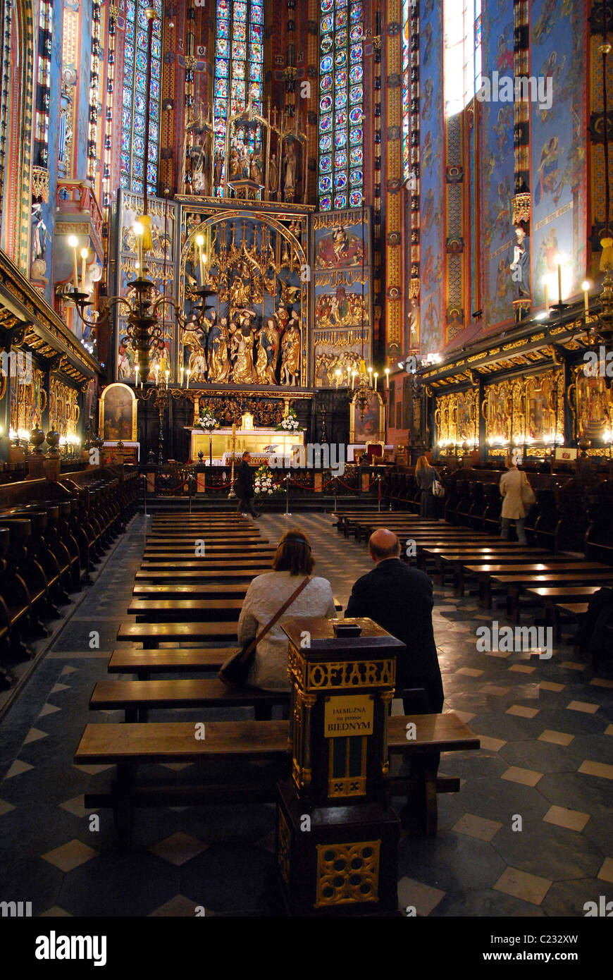 Krakow st mary’s basilica altar hi-res stock photography and images - Alamy