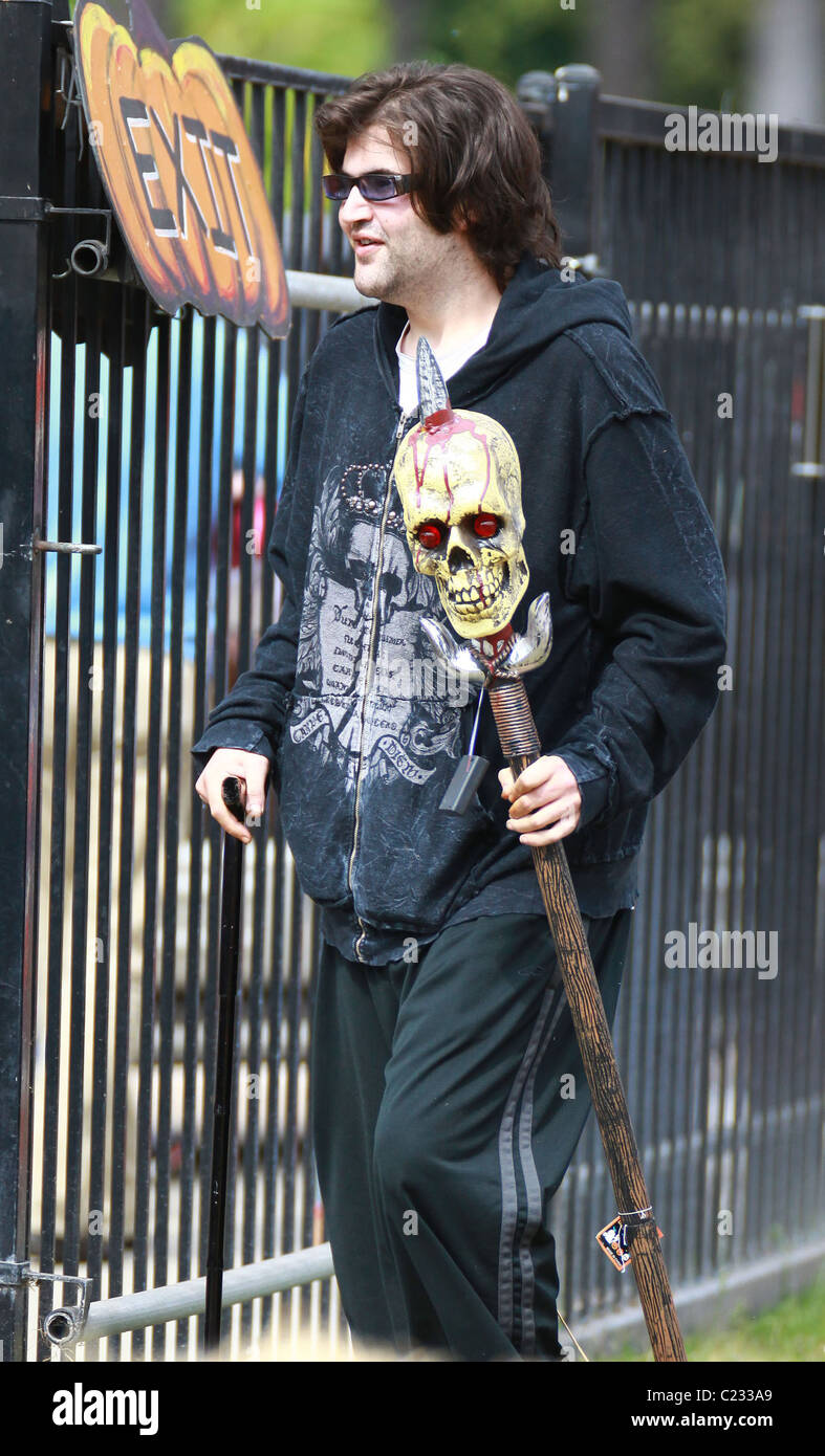 Jason "Gummi Bear" Davis visits Mr. Bones Pumpkin Patch in West ...