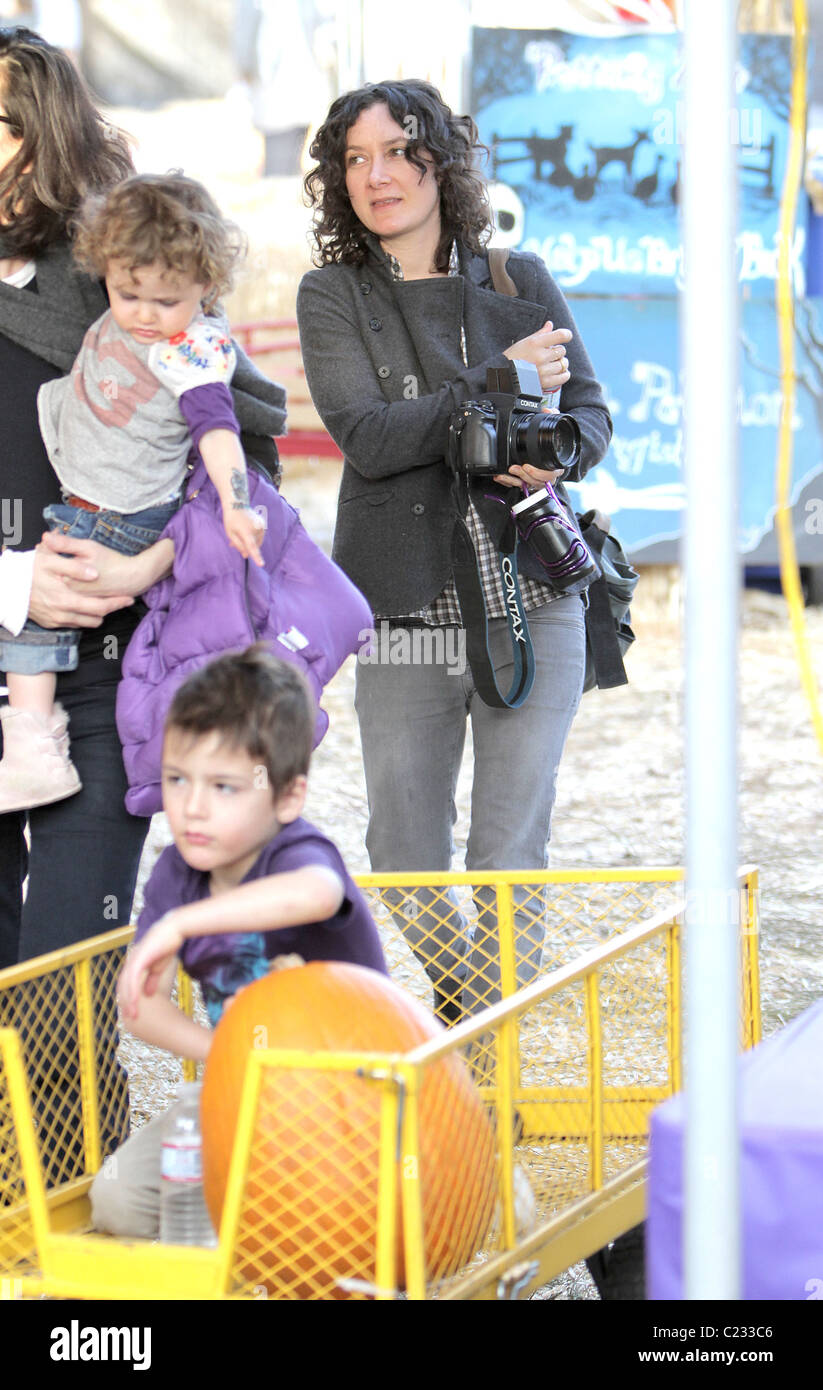 Sara Gilbert visits Mr. Bones Pumpkin Patch in West Hollywood Los ...