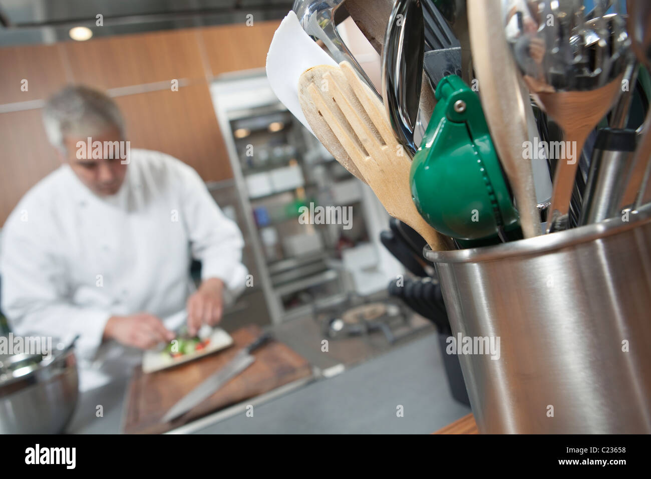 Kitchen utensil holder hi-res stock photography and images - Alamy