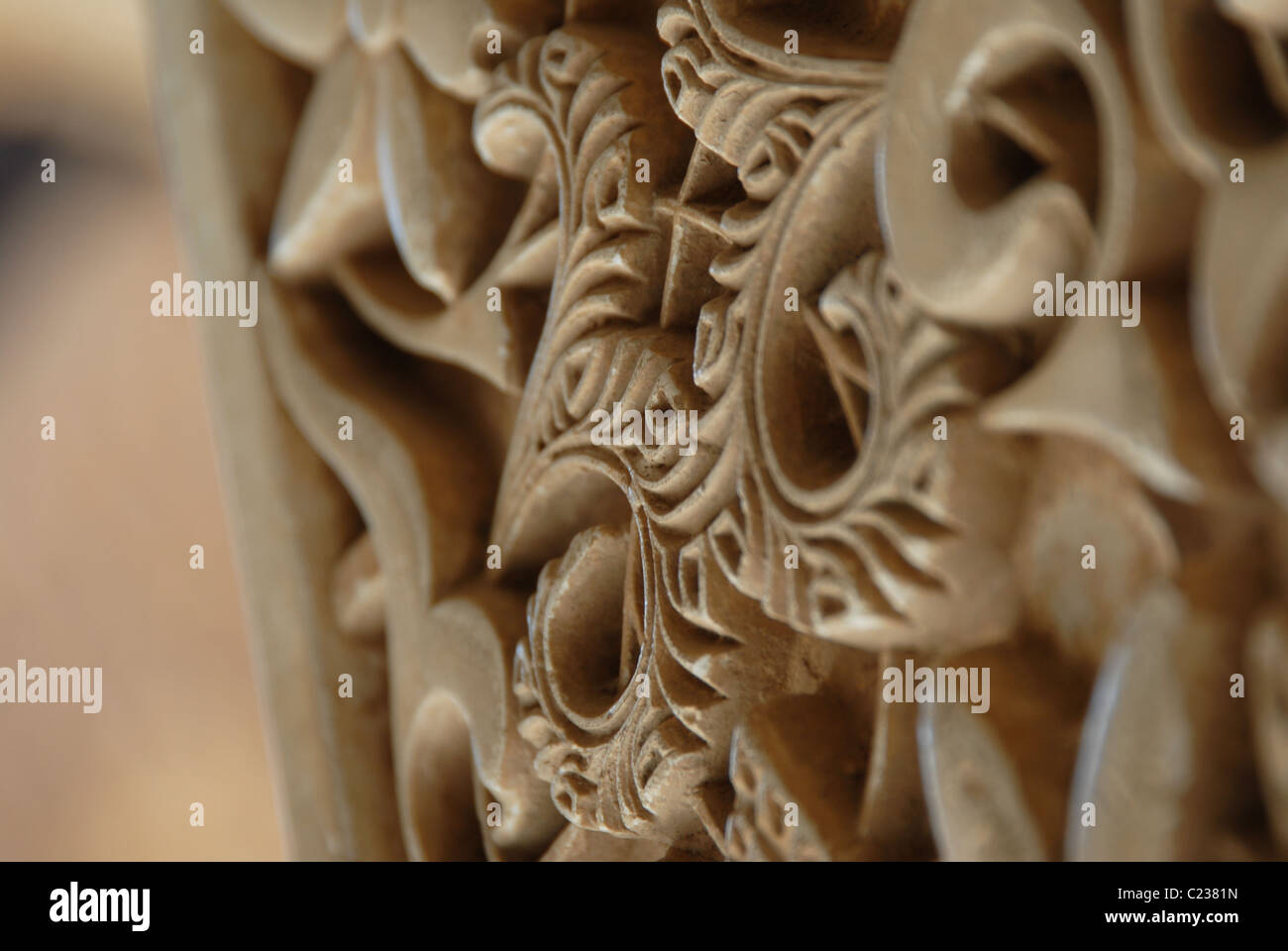 Detail of Arabesque pattern at the Alhambra, Granada Stock Photo - Alamy