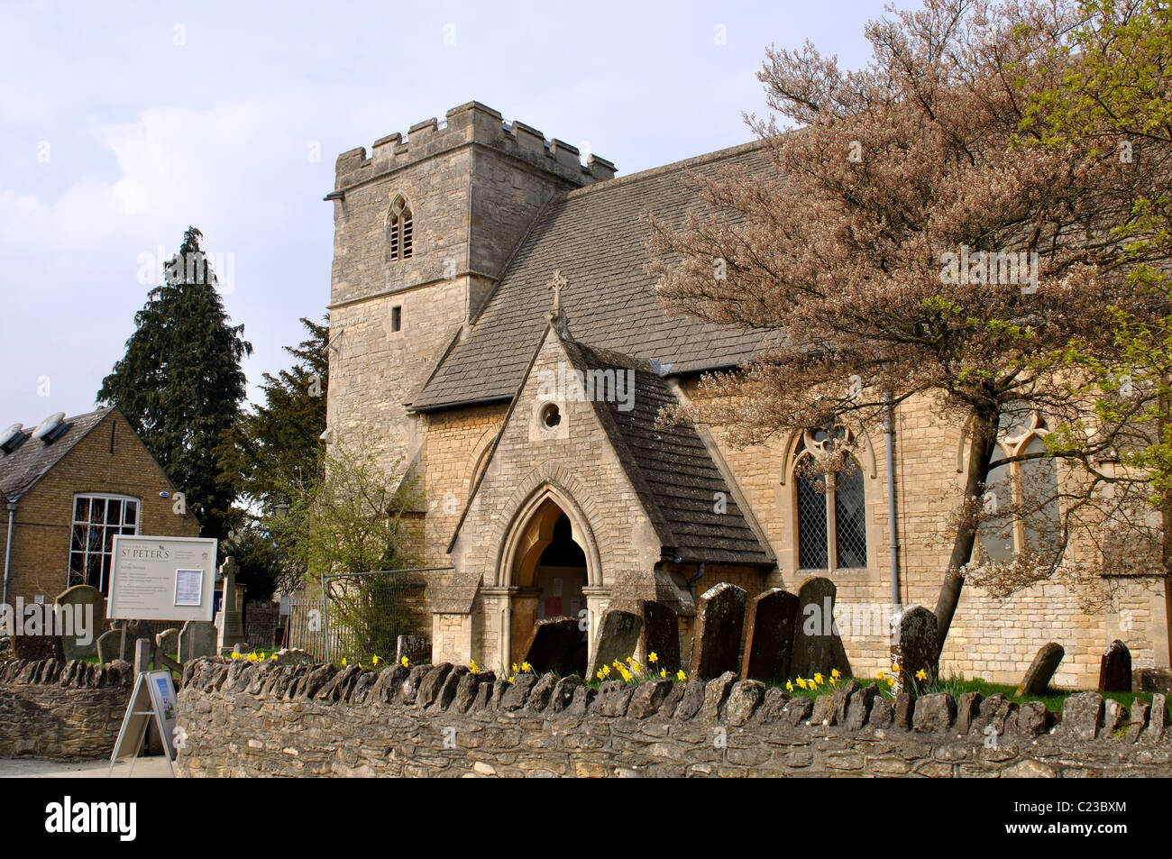 Wolvercote church oxford oxfordshire hi-res stock photography and ...
