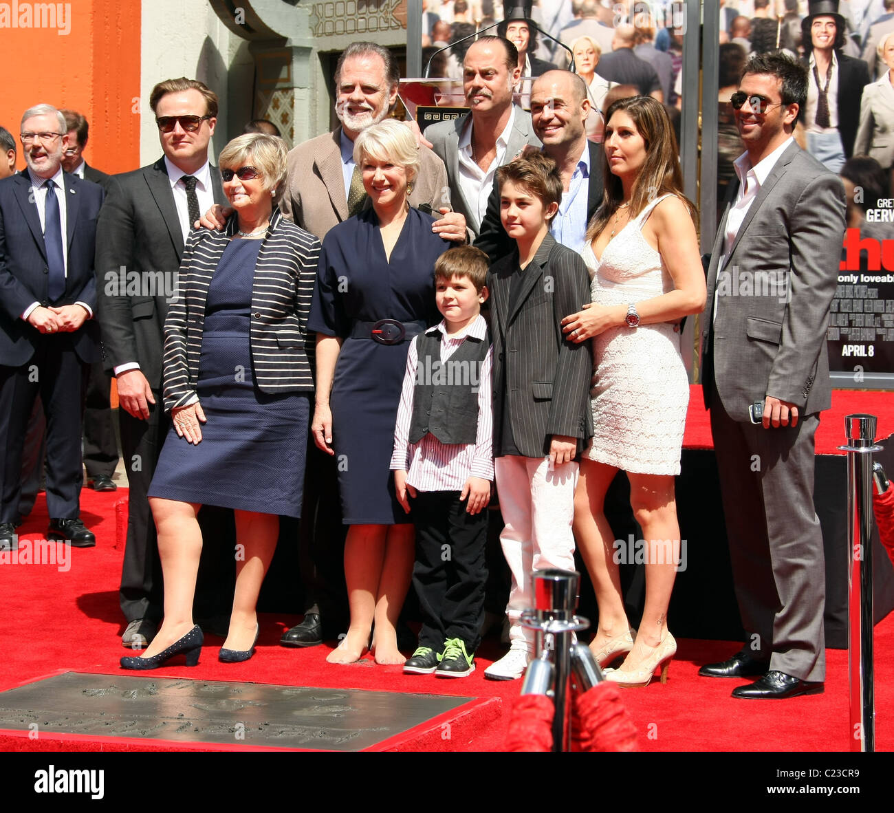 HELEN MIRREN TAYLOR HACKFORD FAMILY HELEN MIRREN HAND AND FOOTPRINT ...