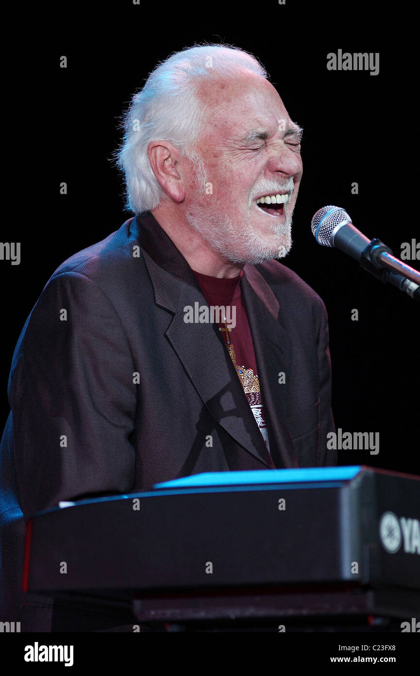 Procol Harum performing live at the Rossiya Concert Hall Moscow ...