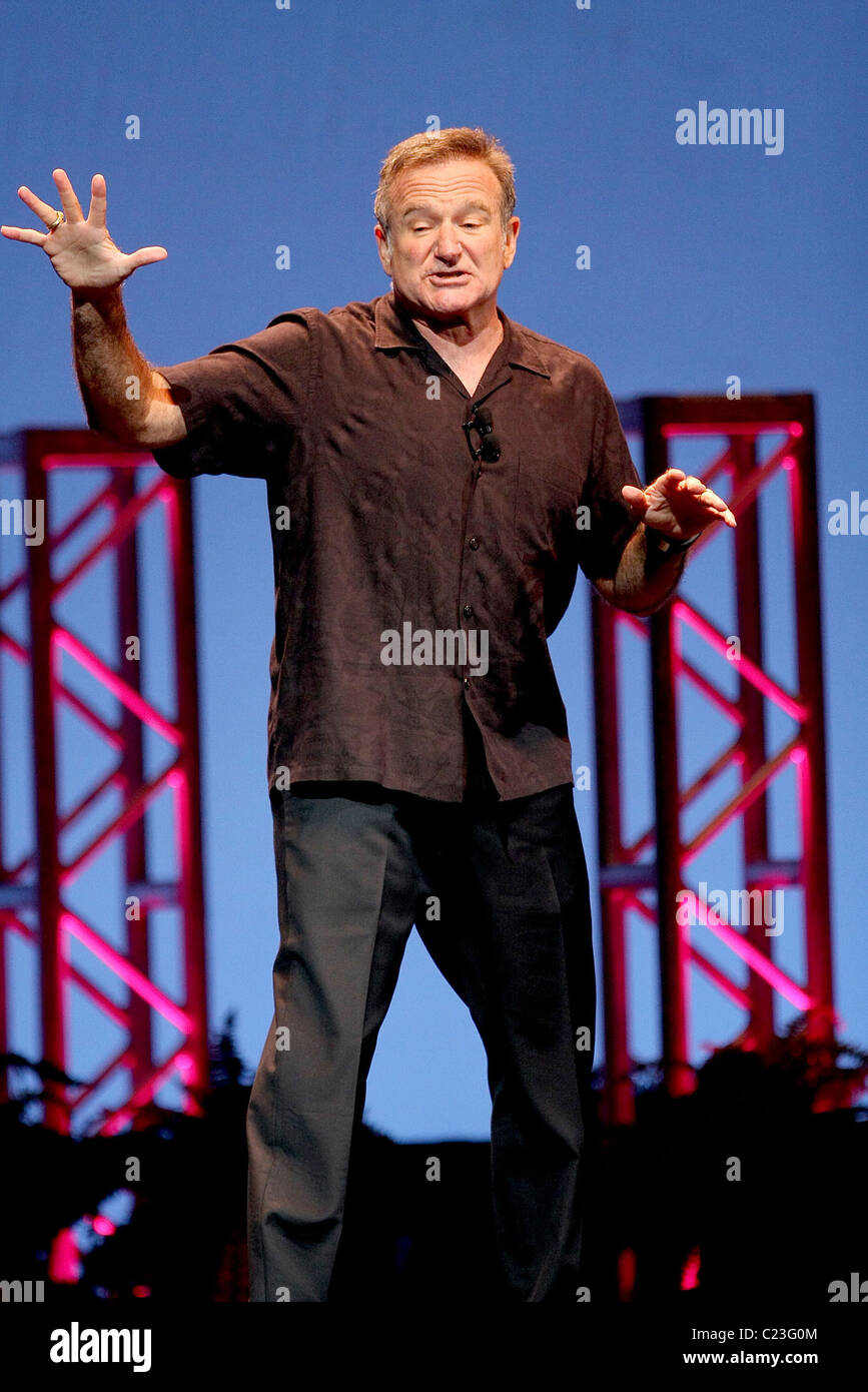 Robin Williams performing on stage at the Seminole Hard Rock Live ...