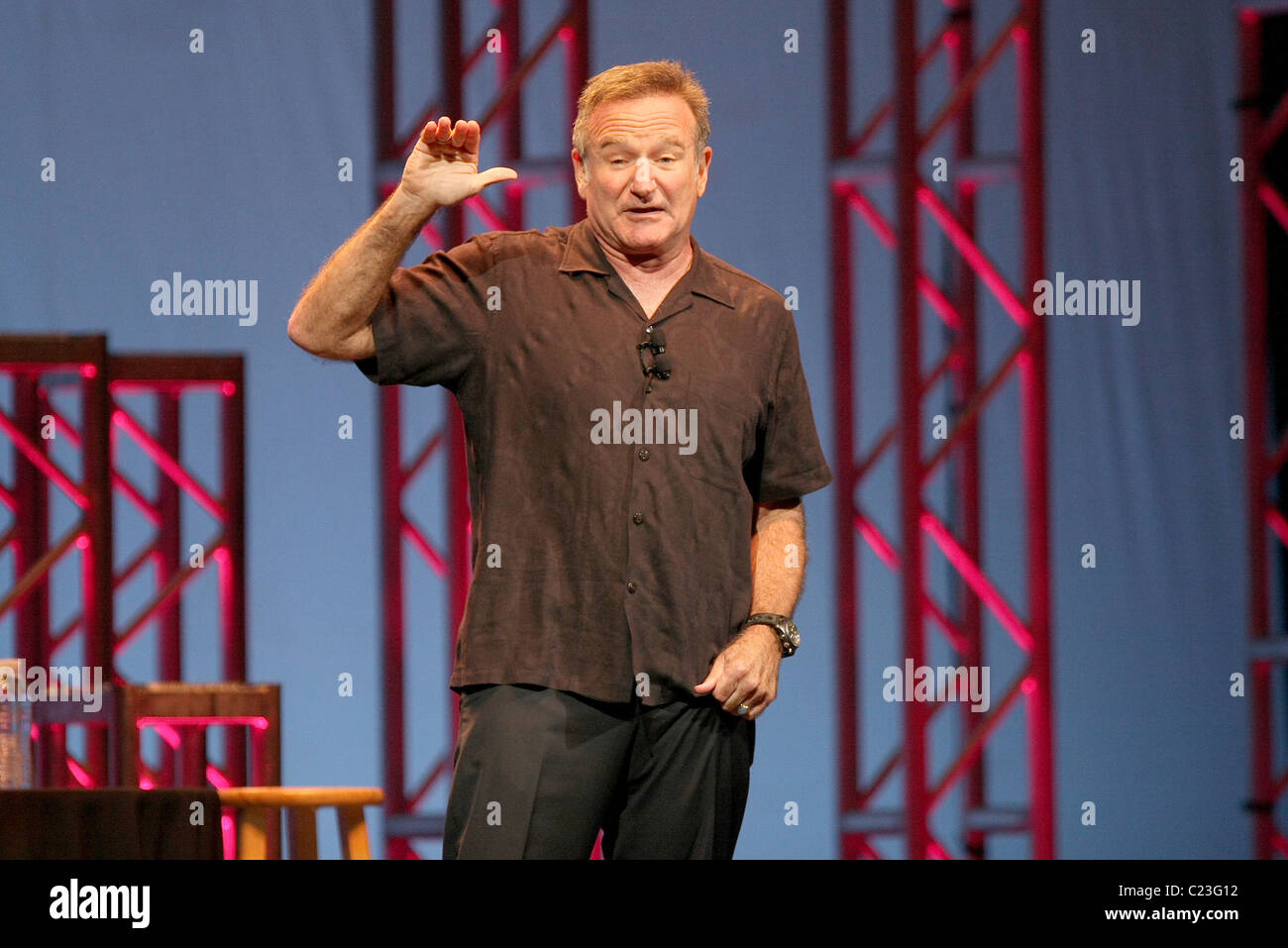 Robin Williams performing on stage at the Seminole Hard Rock Live ...