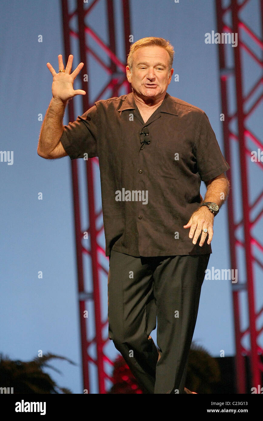 Robin Williams performing on stage at the Seminole Hard Rock Live ...