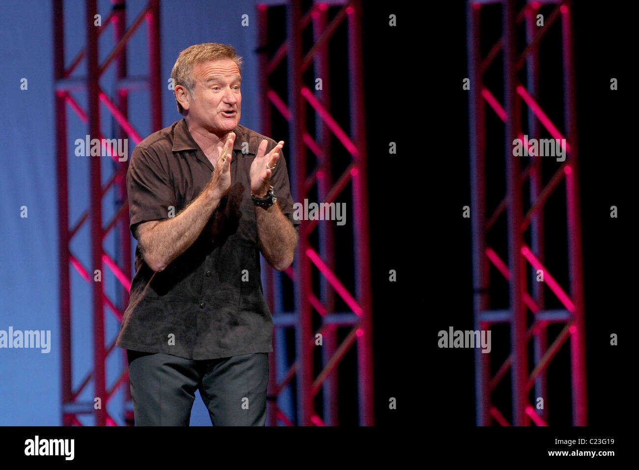 Robin Williams performing on stage at the Seminole Hard Rock Live ...