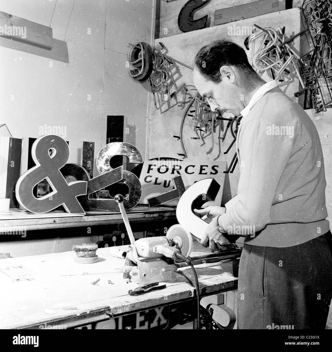 1950s neon sign hi-res stock photography and images - Alamy