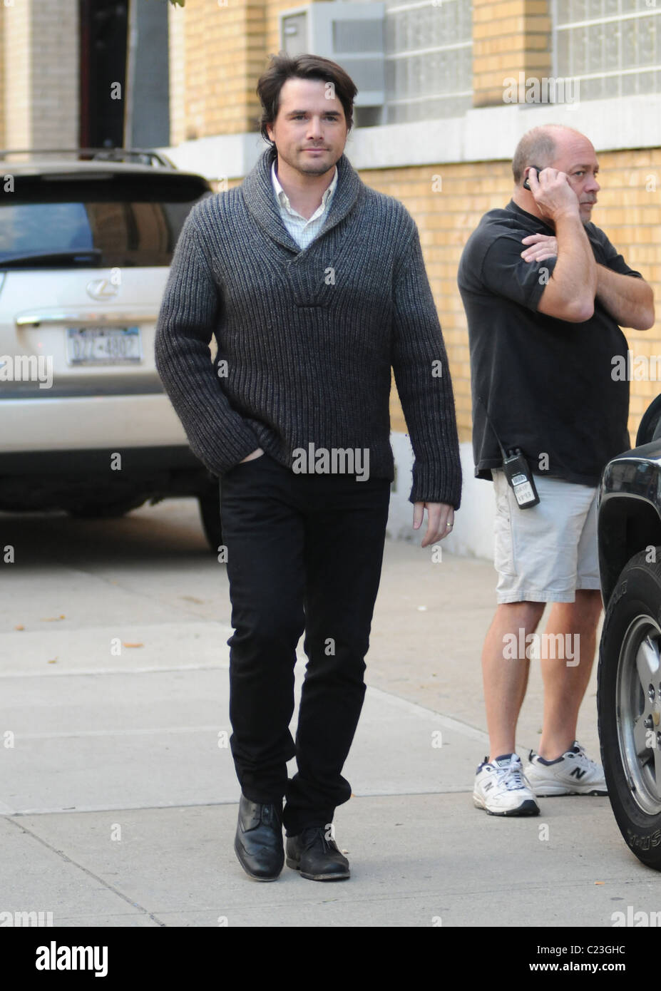 Matthew Settle on the set of 'Gossip Girl' New York City, USA - 21.10. ...