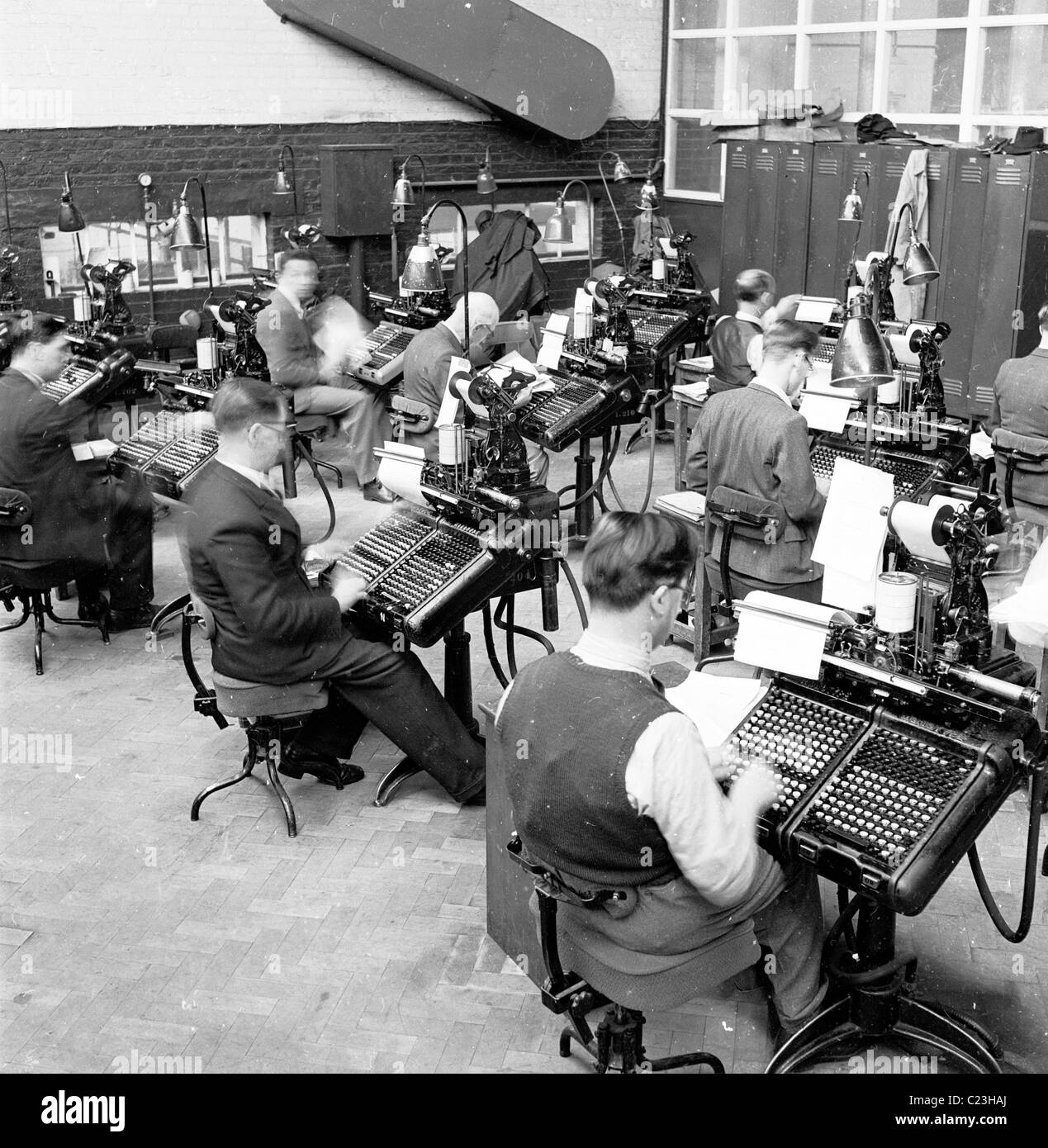 Typewriters, 1950s hi-res stock photography and images - Alamy