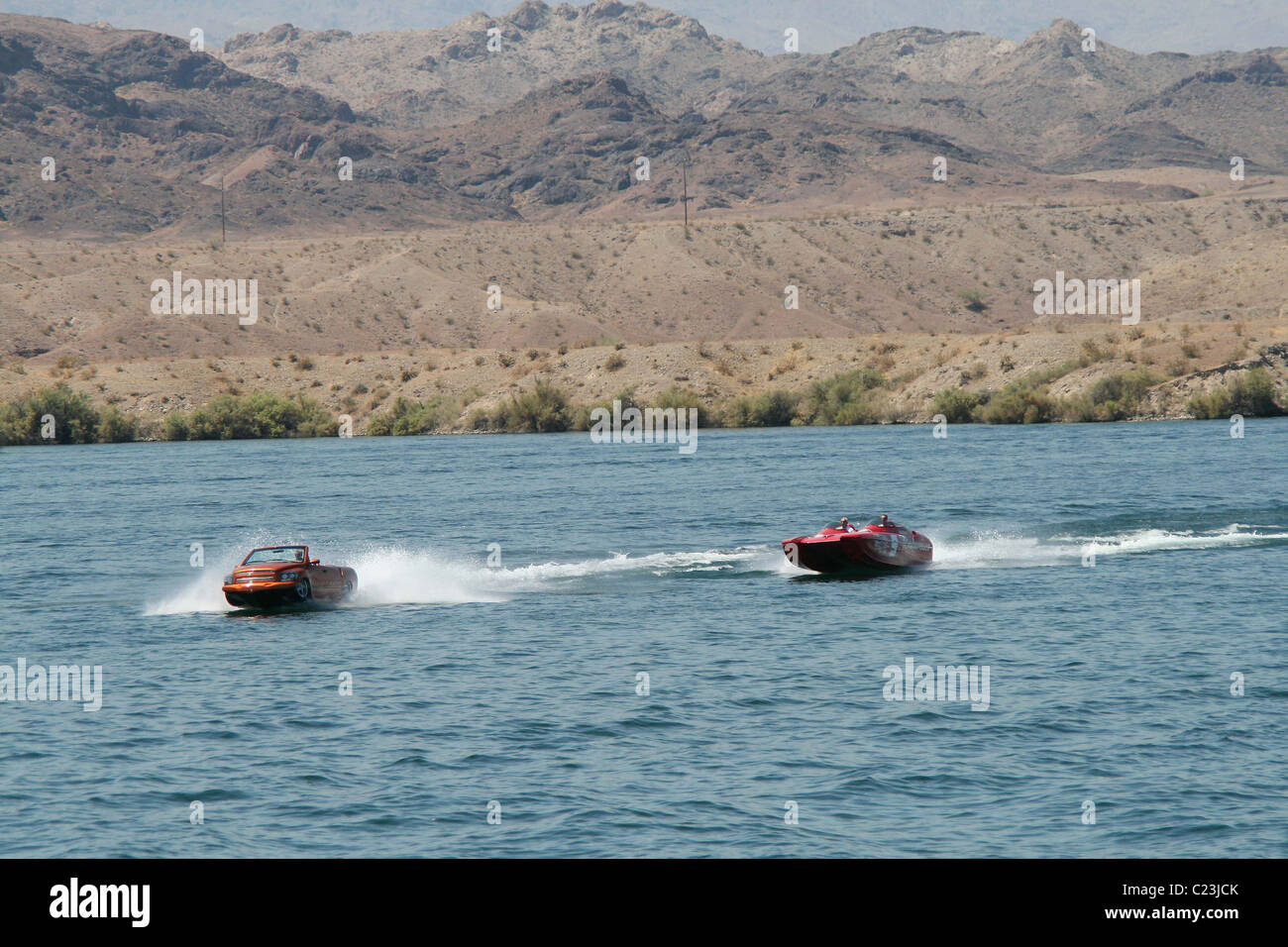 World's fastest amphibious vehicle goes 60mph on water Get a Corvette ...