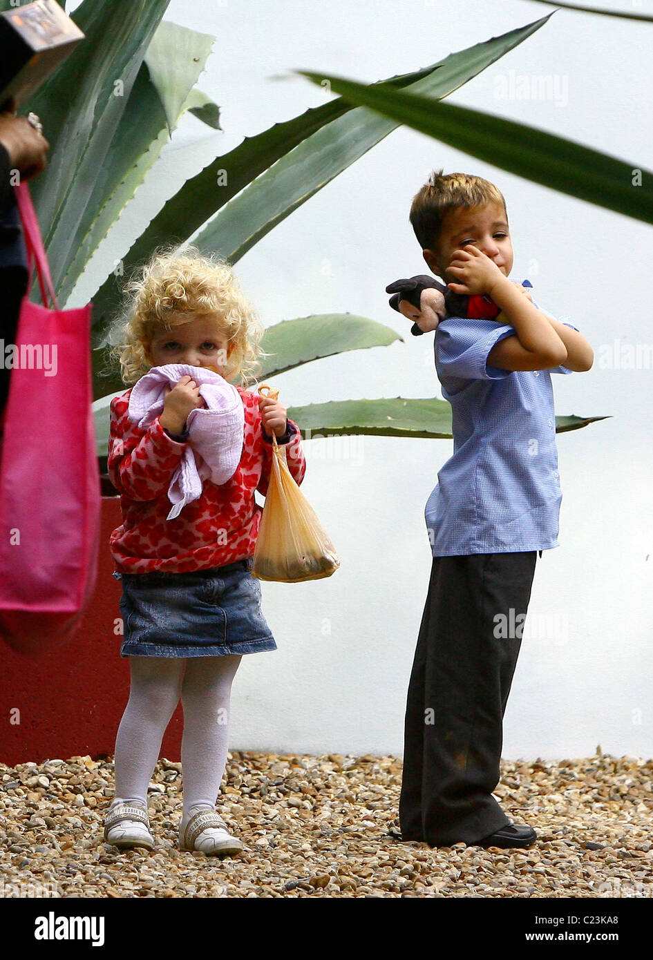 Princess Tiaamii and Junior arriving at their dad's house Hove, England ...