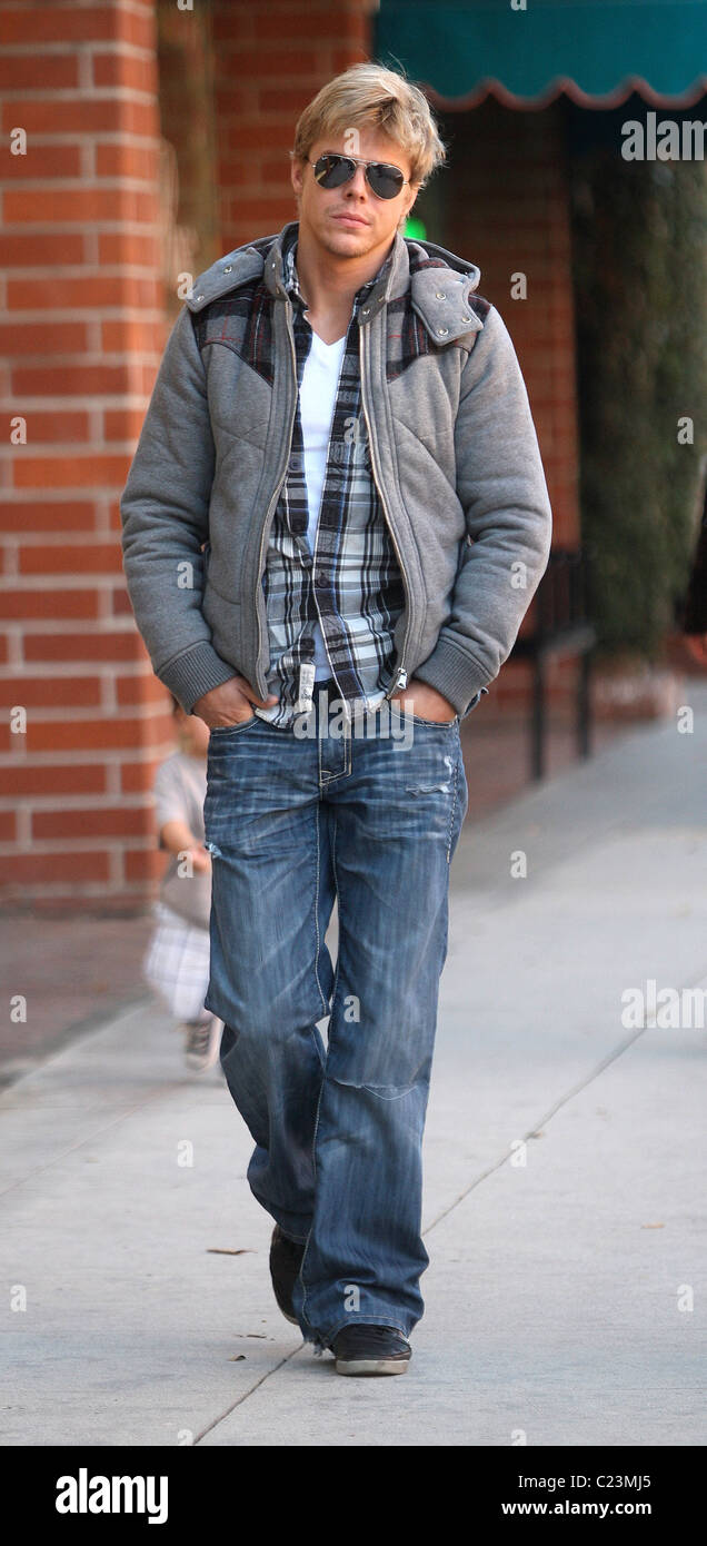 Derrick Hough leaves a medical building in Beverly Hills Los Angeles ...