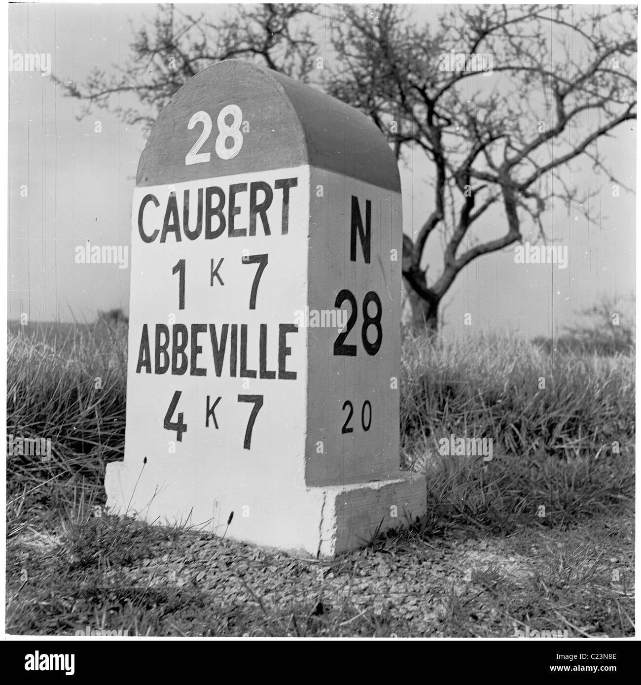 1950s. France. Distance post Stock Photo - Alamy