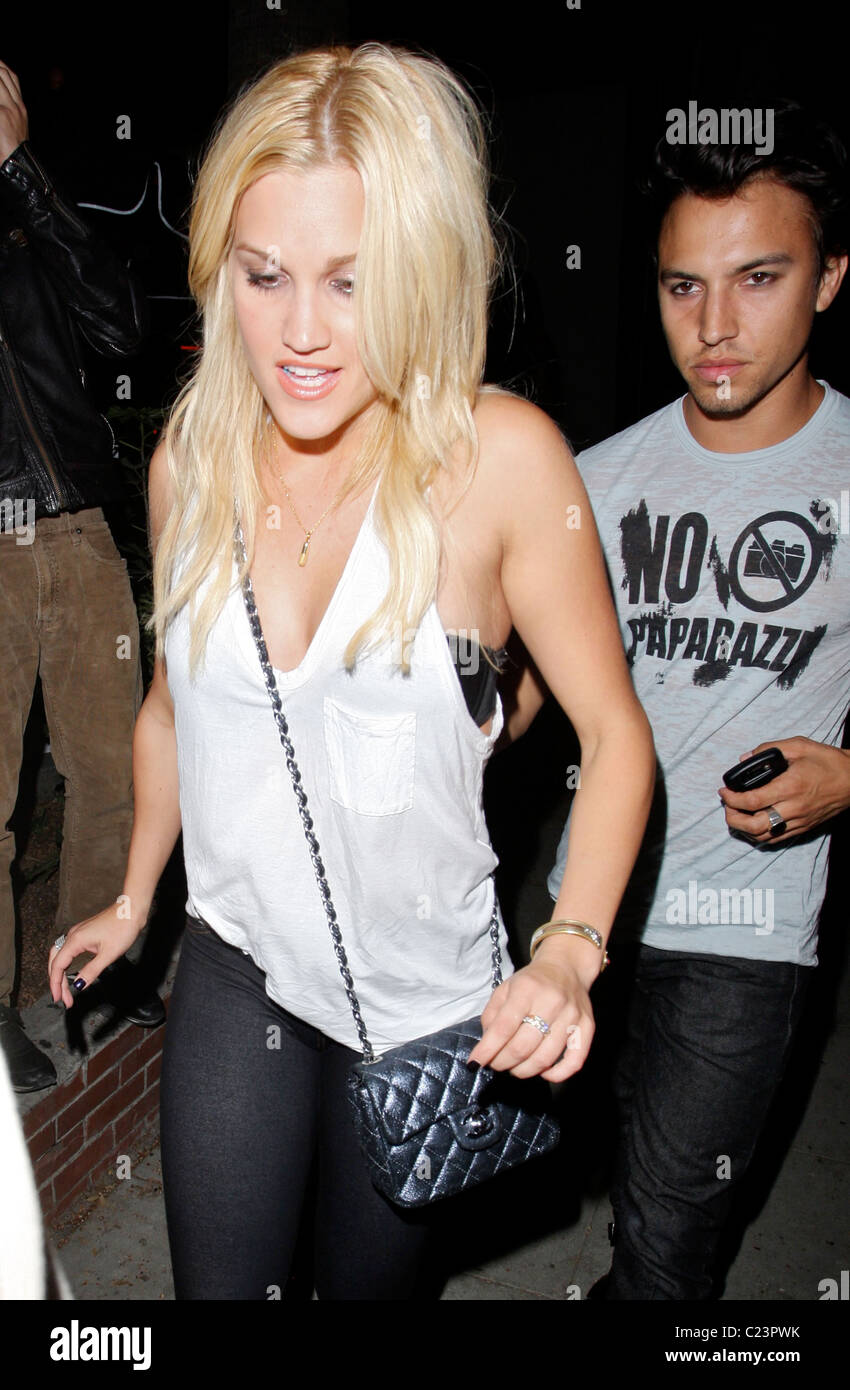 Singer Ashley Roberts with her boyfriend outside the Club Voyeur in ...
