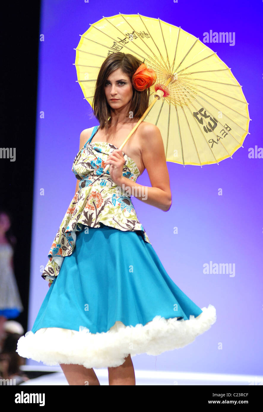 Model Fashion Focus Chicago and Macy's Present Designers of Chicago ...