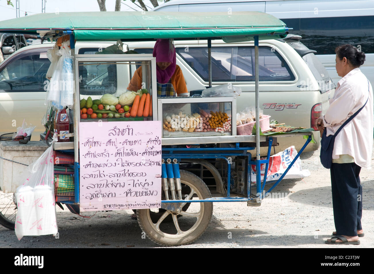 Fruit vendor roadside hi-res stock photography and images - Alamy