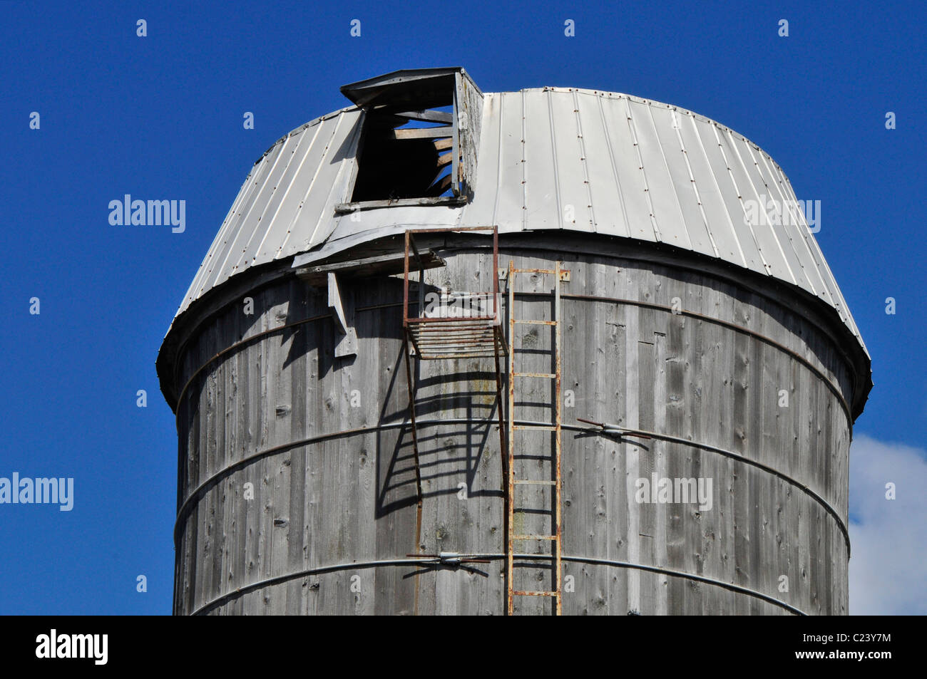 An abandoned grain silo on a farm in Quebec Stock Photo - Alamy